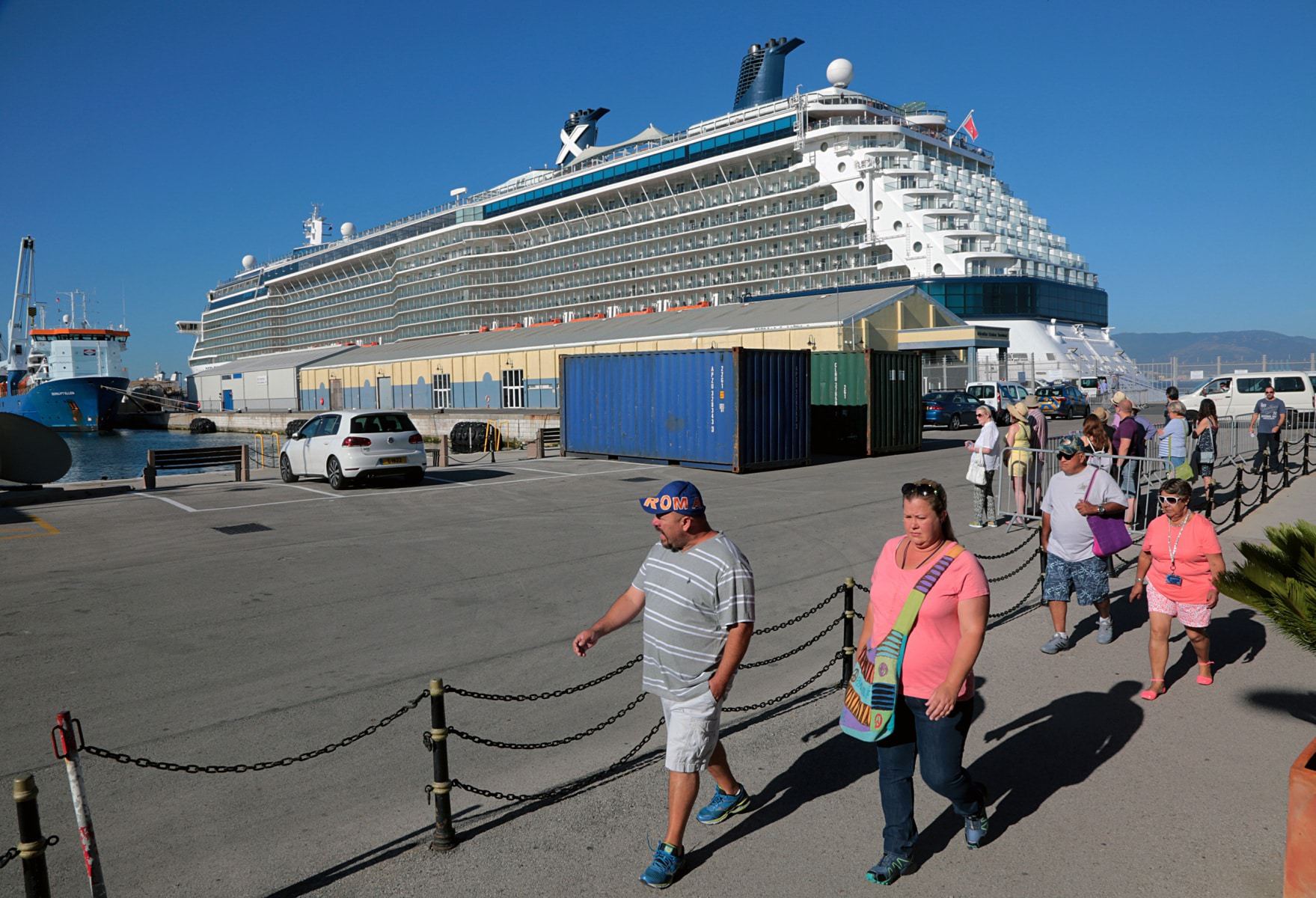 El derrumbe del túnel daña la infraestructura de AquaGib y GibElec ...